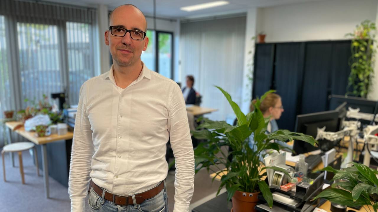 Werknemers kunnen onbeperkt vakantie opnemen bij dit bedrijf - Omroep ...