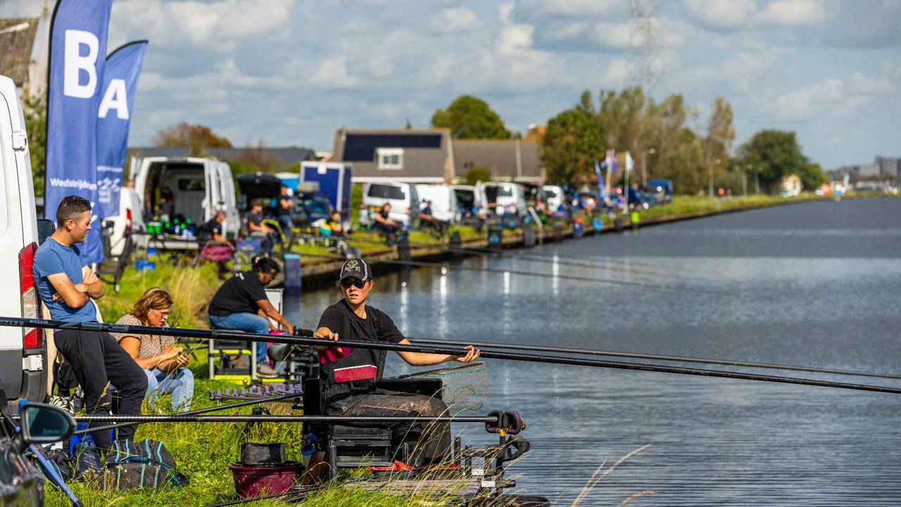 Mandy (21) vangt zoveel vissen dat ze bij de besten van de wereld hoort ...