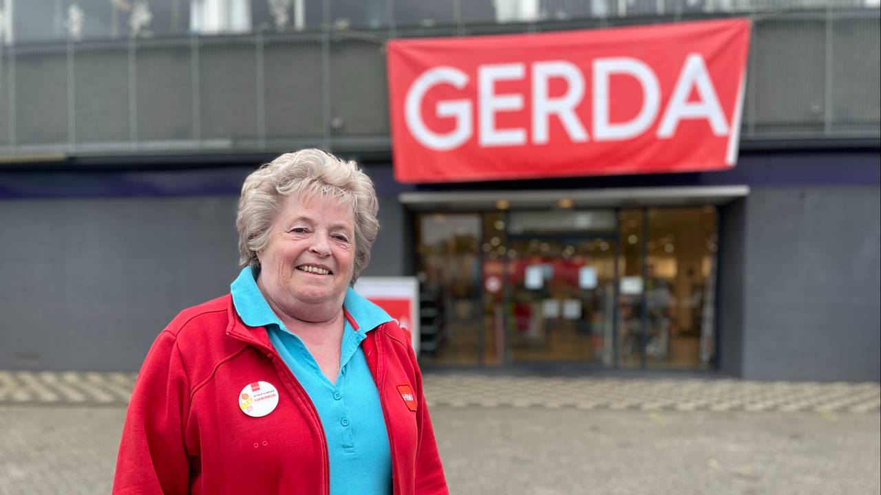 Gerda werkt 50 jaar bij de Hema, maar een tompouce lust ze niet ...