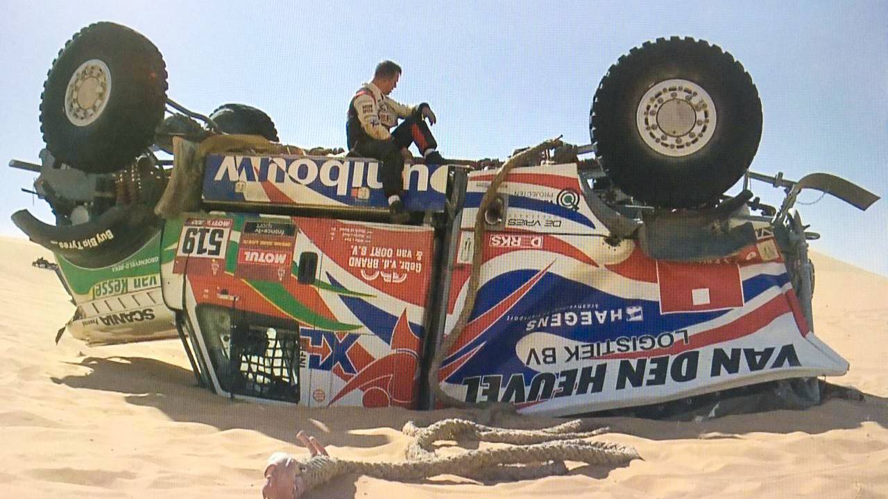 Zware crash maakt einde aan Dakar Rally voor Team Dakar Speed - Omroep ...