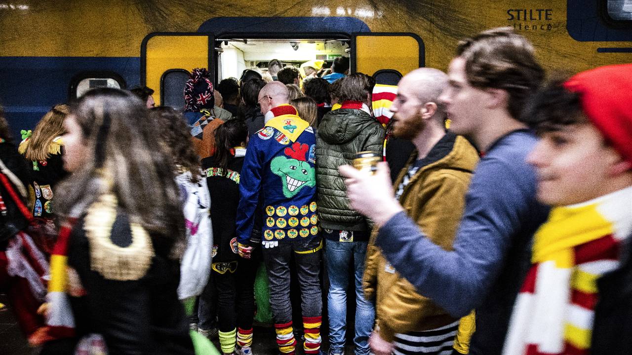 NS zet tijdens carnaval meer en langere treinen in van en naar Brabant - Omroep Brabant