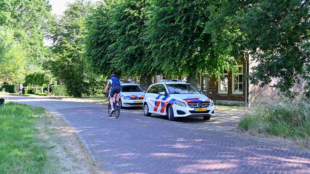 Man (28) dood gevonden 'onder verdachte omstandigheden', drie aanhoudingen - Omroep Brabant
