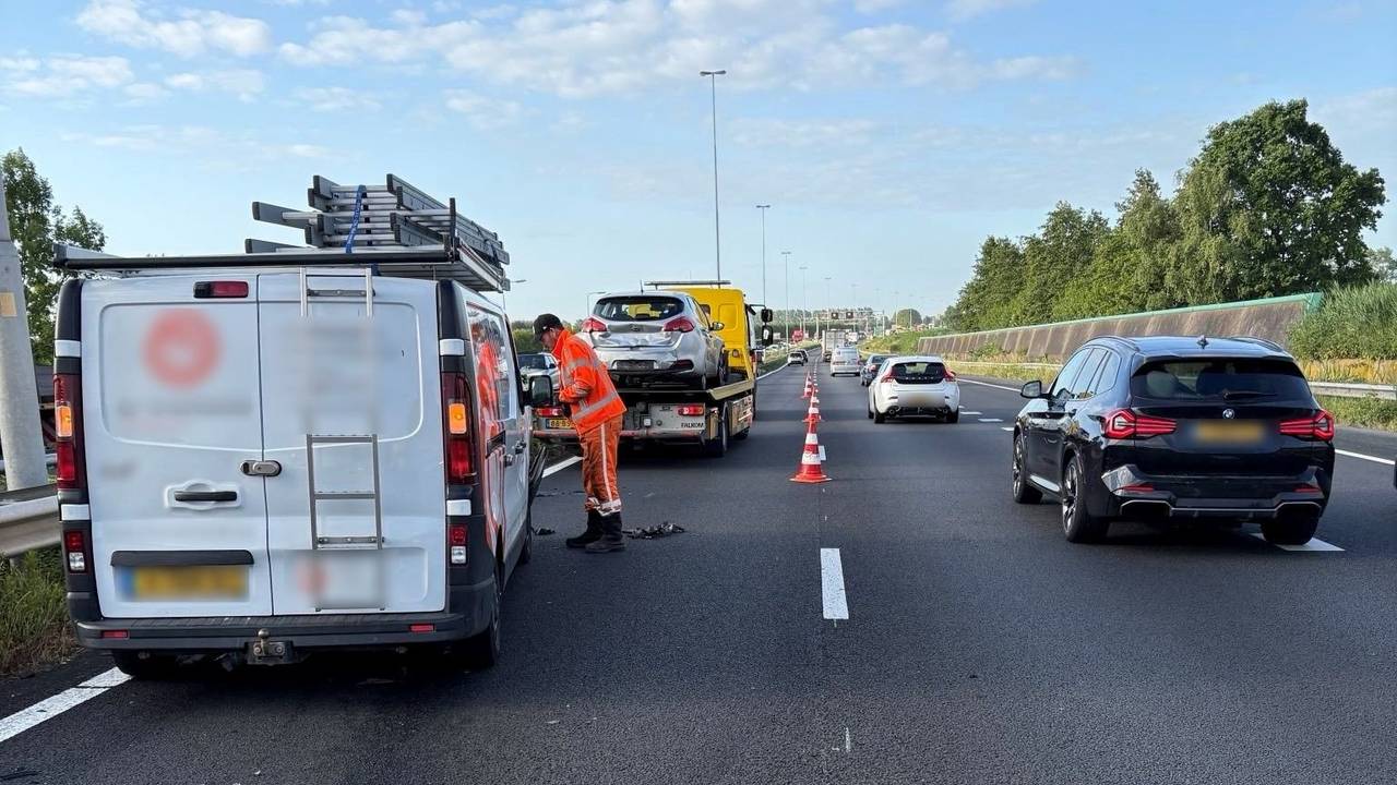 File op A27 na ongeluk - Omroep Brabant