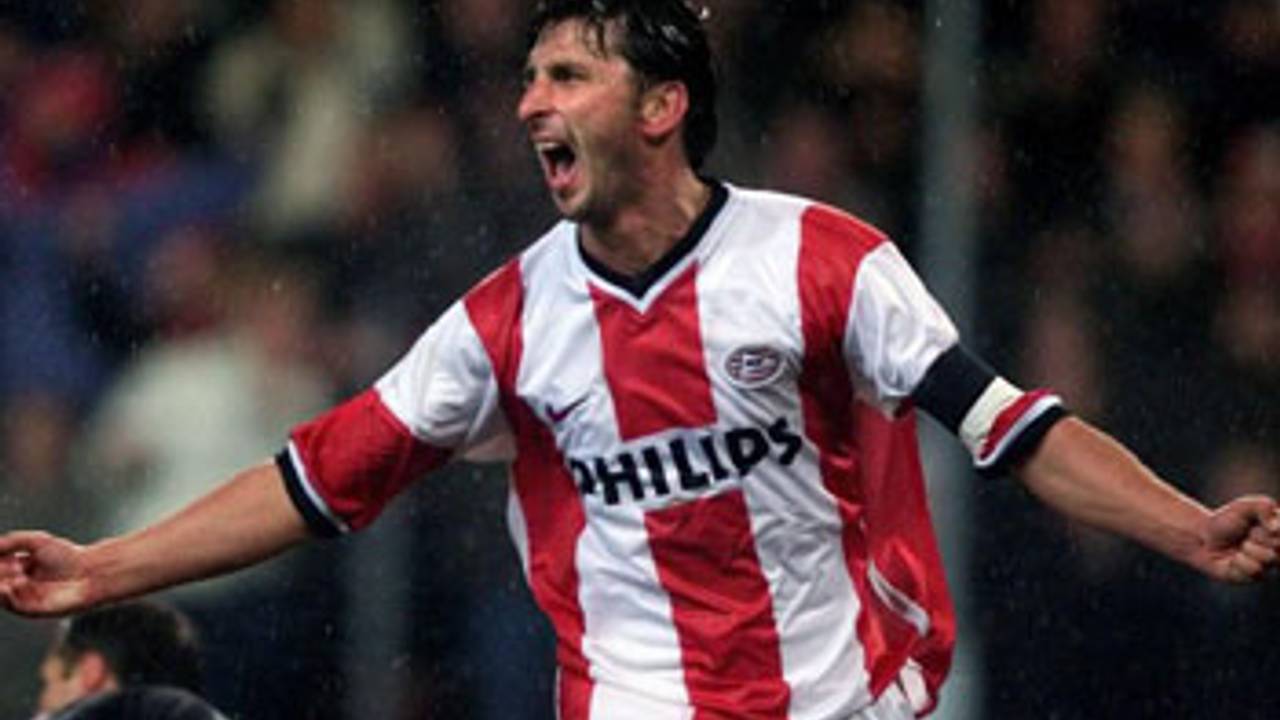 PSV zet Nilis in om 17-jarige Belg in te lijven - Omroep Brabant