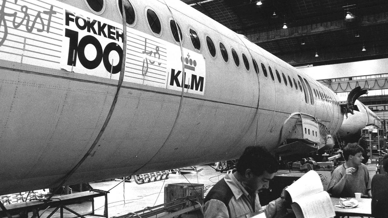 Fokker maakt doorstart op vliegveld Woensdrecht - Omroep Brabant