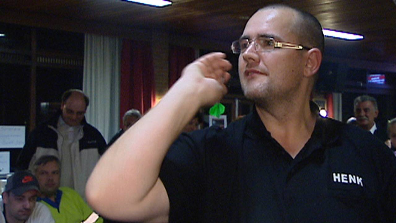 Bosschenaar verbreekt duurrecord darten - Omroep Brabant: het laatste ...