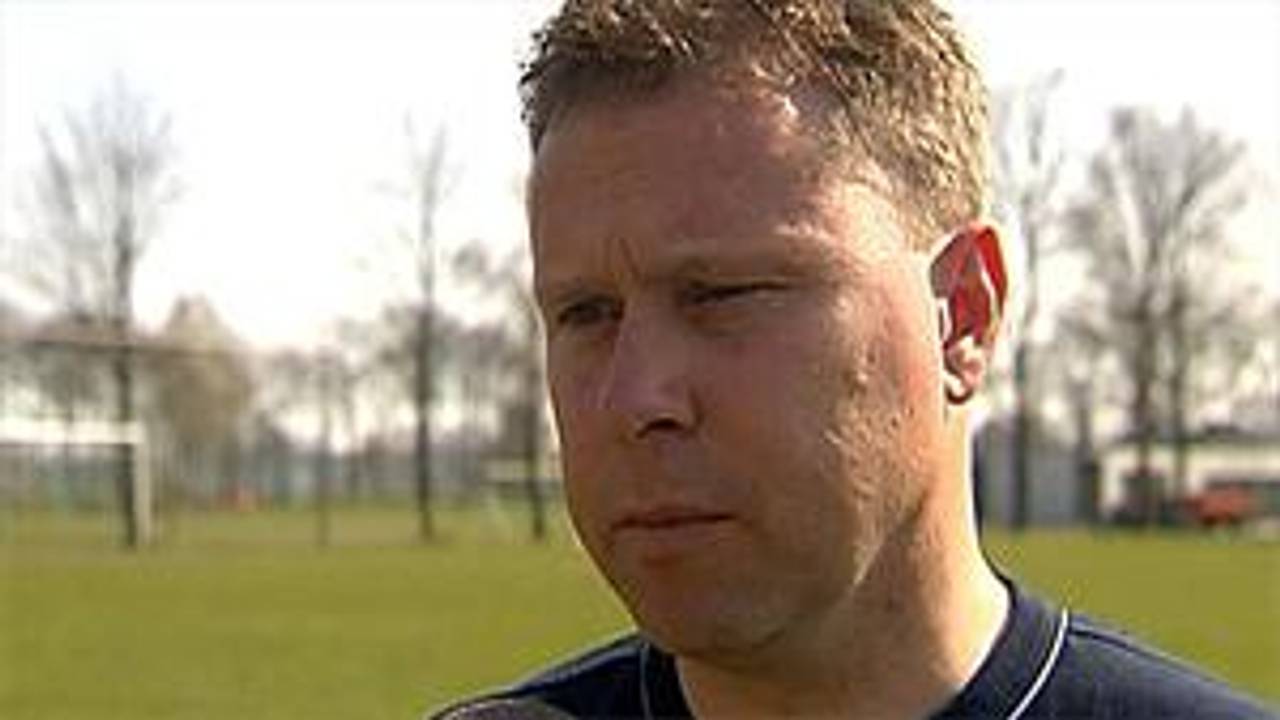 Roger van Gent langer bij Tilburg - Omroep Brabant: het laatste nieuws ...