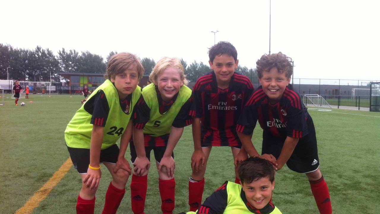 Scouts AC Milan bekijken Brabants voetbaltalent: Jeugd droomt van ...