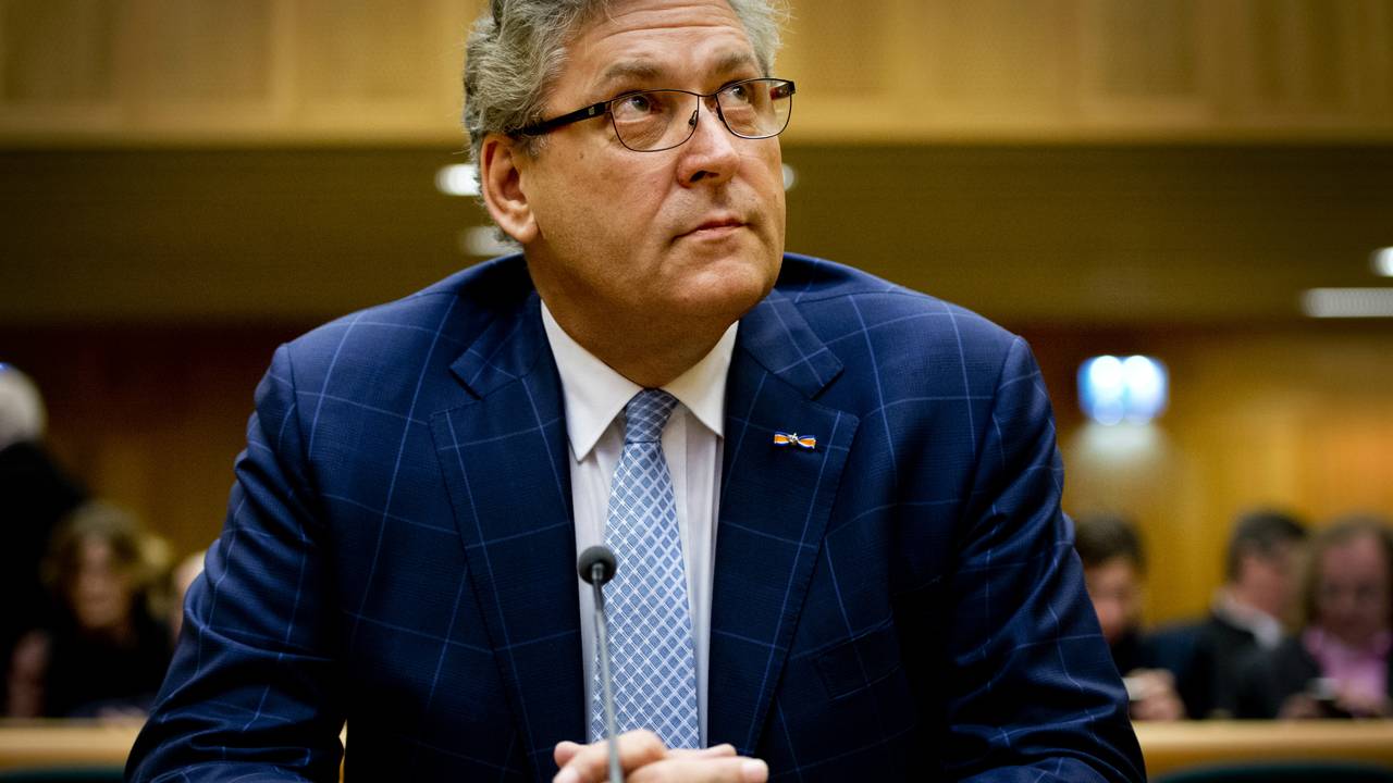 Henk Krol 'wint' De Zak als meest beschamende bekende Nederlander ...