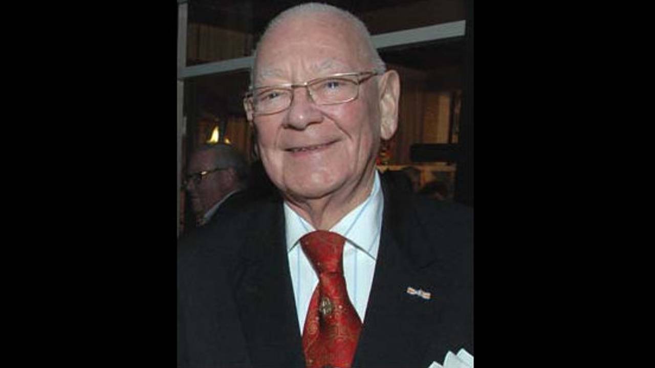 Bekende Bosschenaar en hotelier Tonny Rademaker (91) overleden - Omroep ...