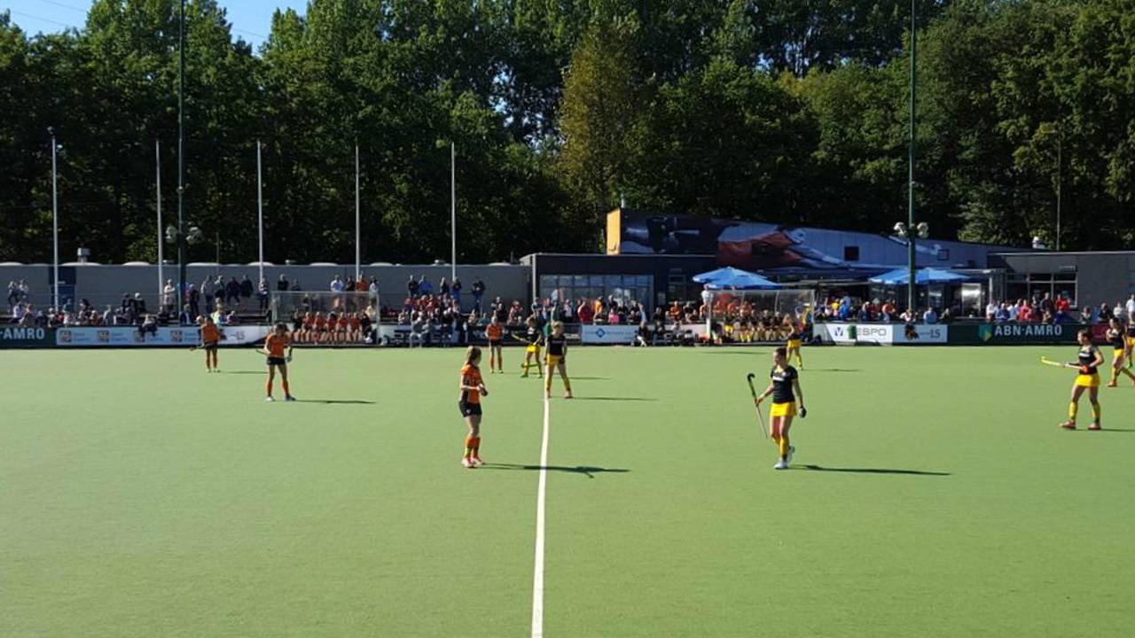 HC Den Bosch en MOP uit Vught winnen Brabantse hockeyderby's - Omroep ...