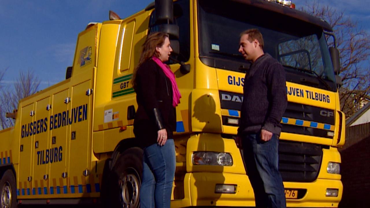 Broer en zus maken doorstart met bergingsbedrijf: 'Met vier voeten op ...