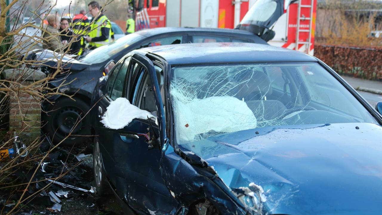 'Verraderlijke' gladheid leidt tot diverse ongelukken in Brabant - Omroep Brabant