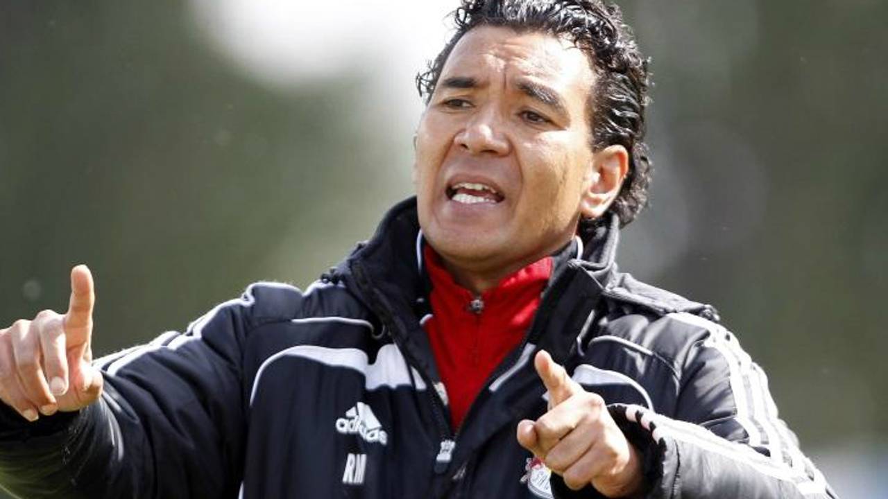 Terug op het oude nest: Ricardo Moniz nieuwe trainer van FC Eindhoven ...