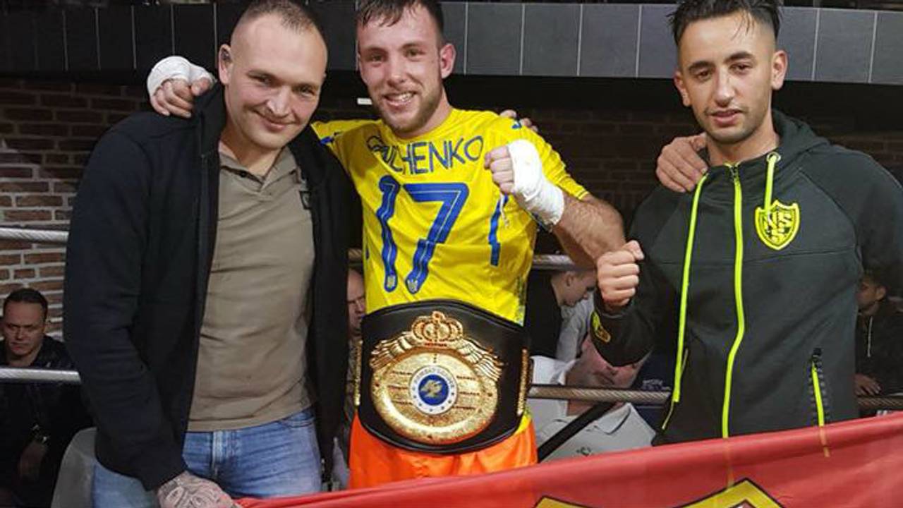 Slecht nieuws voor Robbie Hageman: kickbokser is ongeneeslijk ziek ...