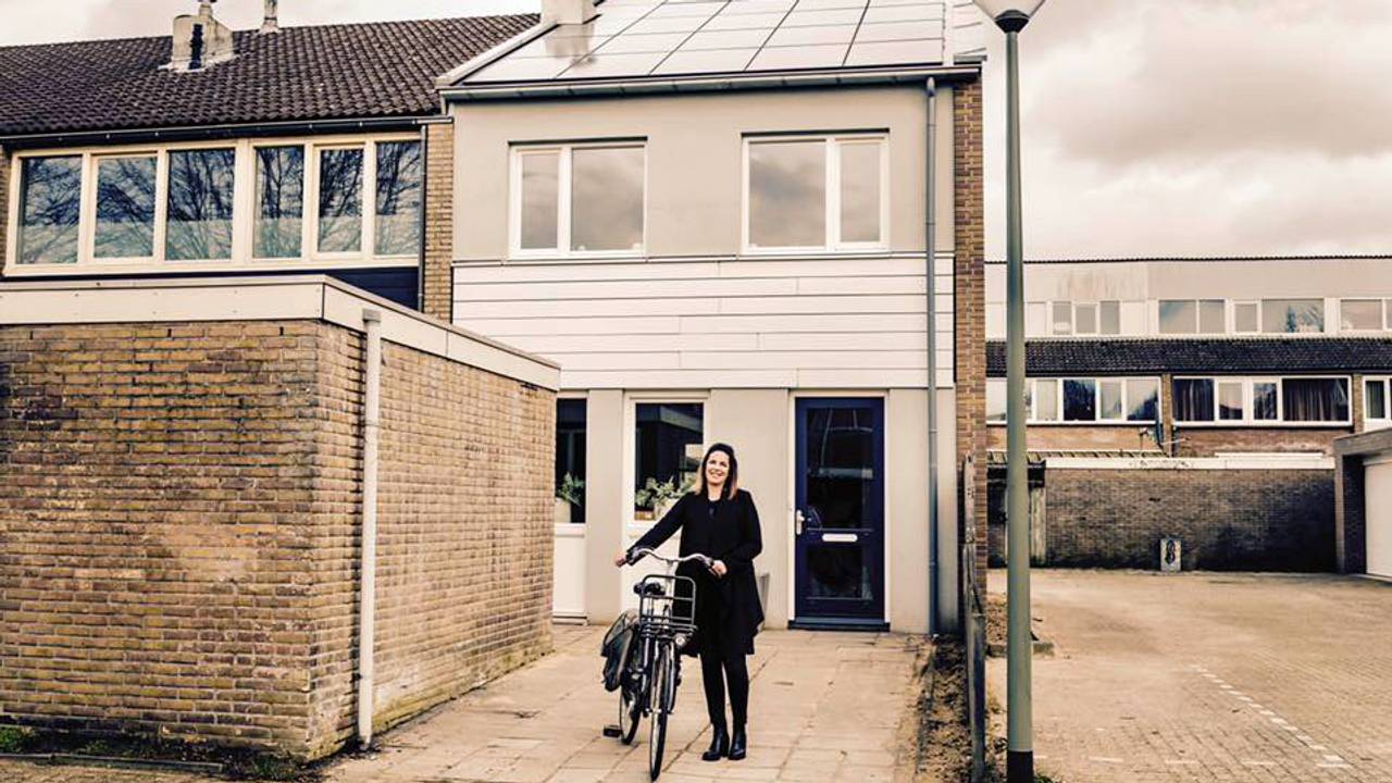 Janneke woonde een jaar lang gratis en dit moest ze daar voor doen ...