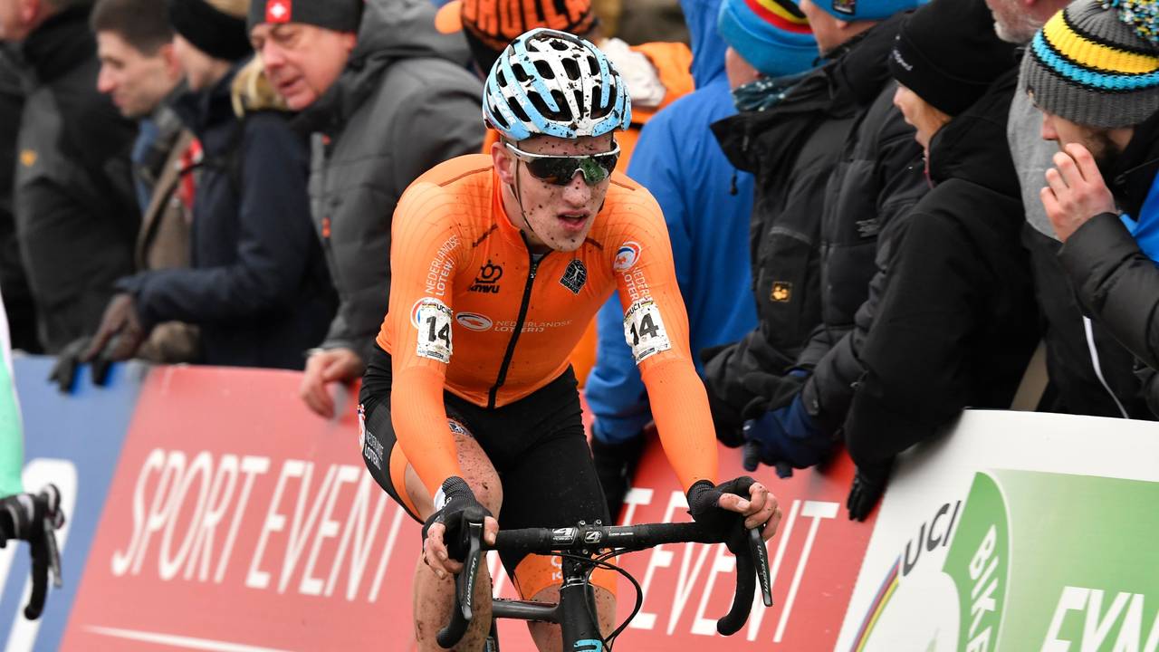 Veldrijder Ryan Kamp wereldkampioen bij beloften - Omroep Brabant