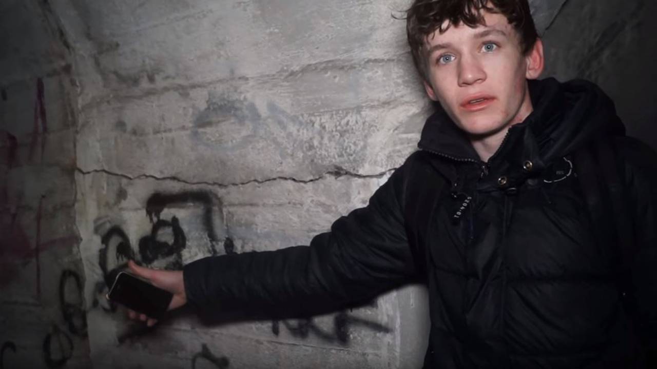 Wie is Govert Sweep? Slapen in spookhuizen en inbreken in afgebrand ...