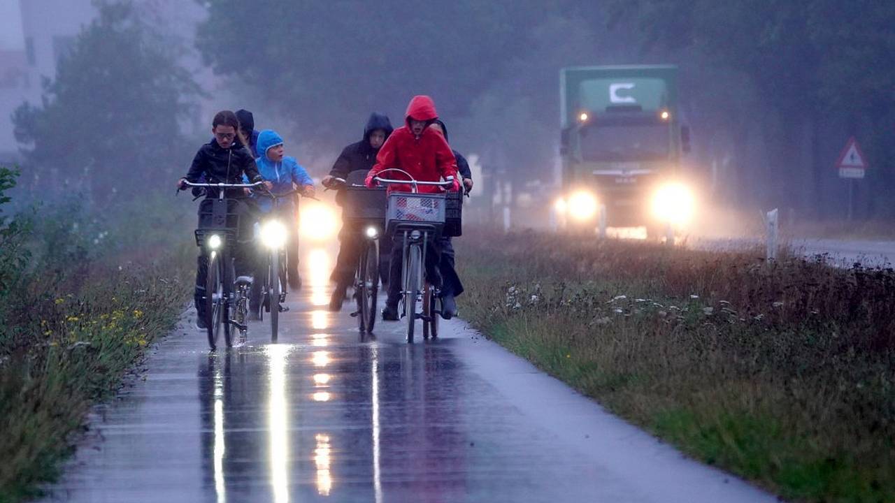 Hevige lokale buien op komst, code geel in heel Brabant - Omroep Brabant Hevige lokale buien op komst, code geel in heel Brabant - Omroep Brabant