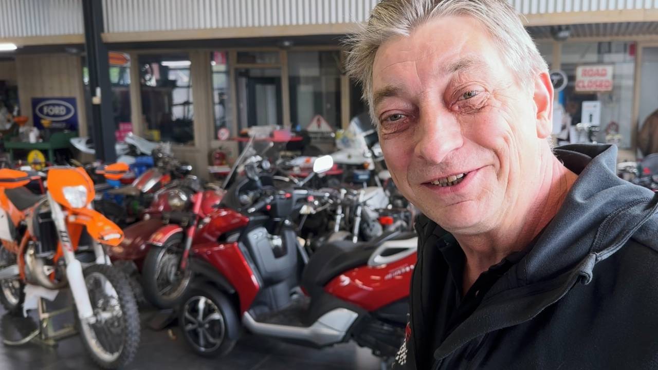 Dorp van motormuizen: hier hebben ze benzine in hun bloed - Omroep ...