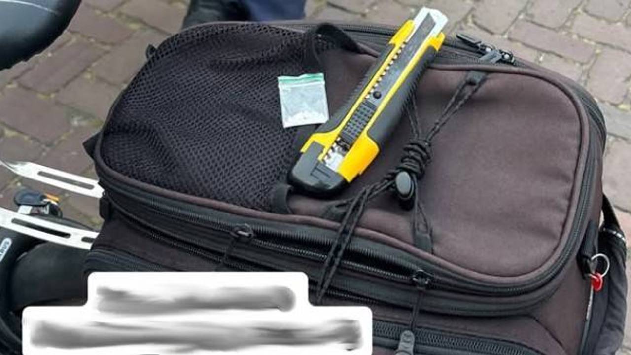 Fietser valt op met telefoon, maar blijkt ook crystal meth op zak te ...