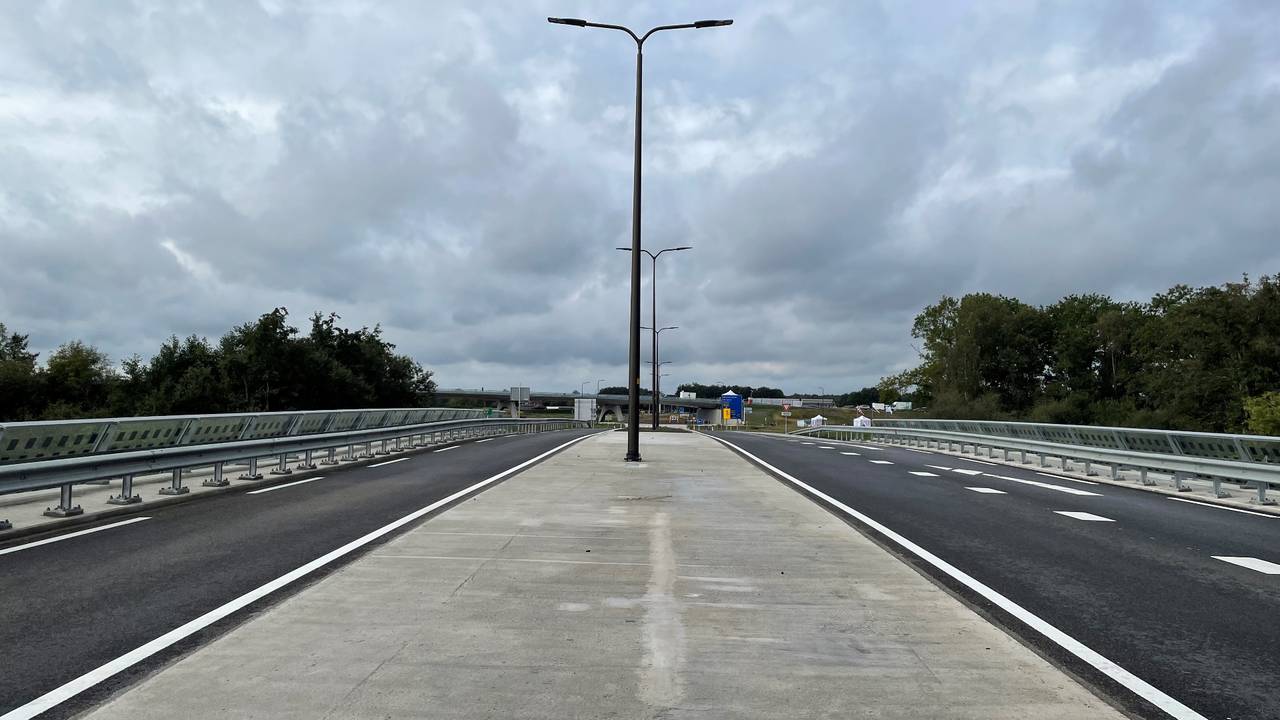De vernieuwde N69 is eindelijk klaar: 'Hier hebben we 67 jaar op ...