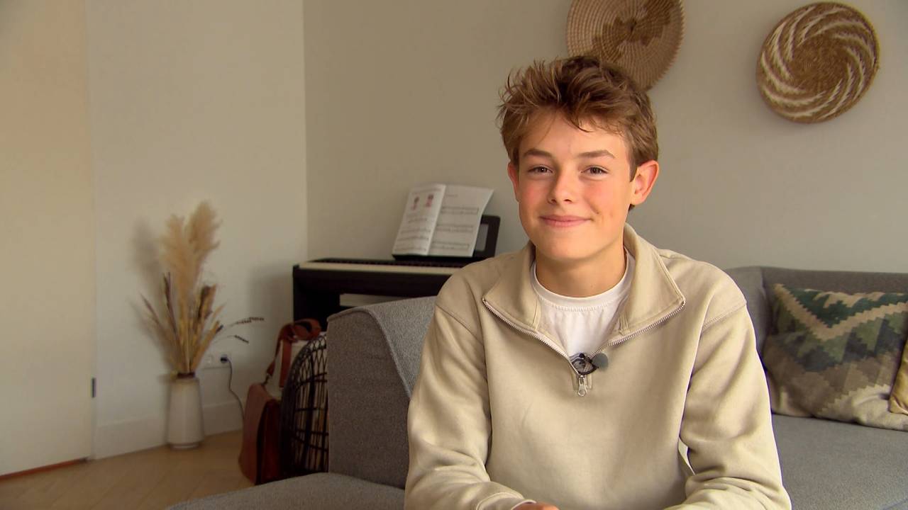 Sep mag naar songfestival maar vindt beroemd zijn nog beetje ...