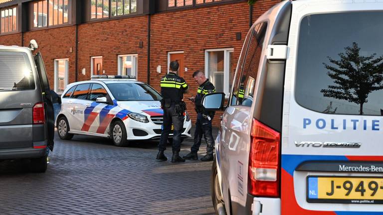 Vrouw (35) neergestoken in eigen woning bij steekpartij - Omroep Brabant