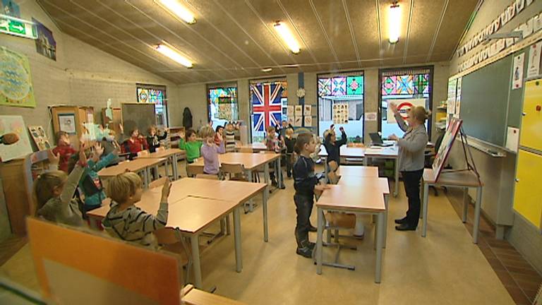 Internationale School Eindhoven doet mee aan proef tweetalig ...