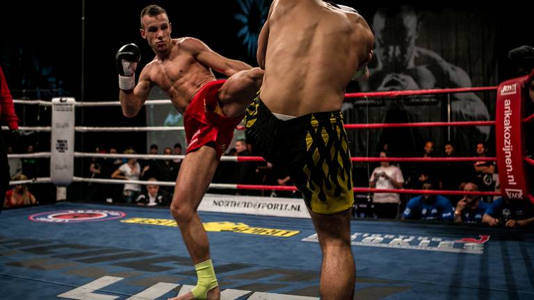 Robbie Hageman Europees kampioen thaiboksen - Omroep Brabant