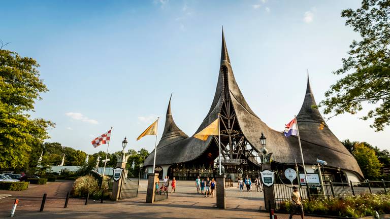 Efteling mag uitbreiden, park krijgt extra toegangsweg - Omroep Brabant