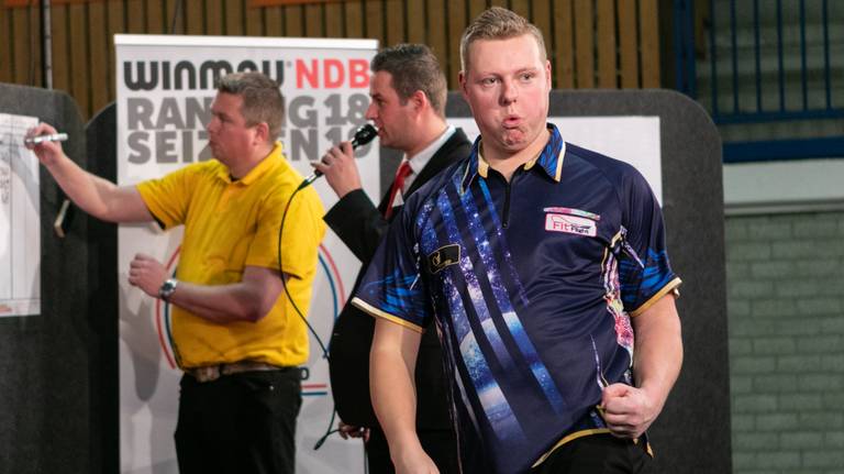Darter Sparidaans door het dolle heen na winst: 'Meten met grote mannen ...